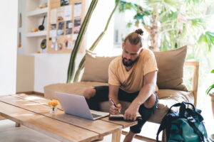 Working Remotely in Spain for an EU Company >> 2026 Law & Tax Rules